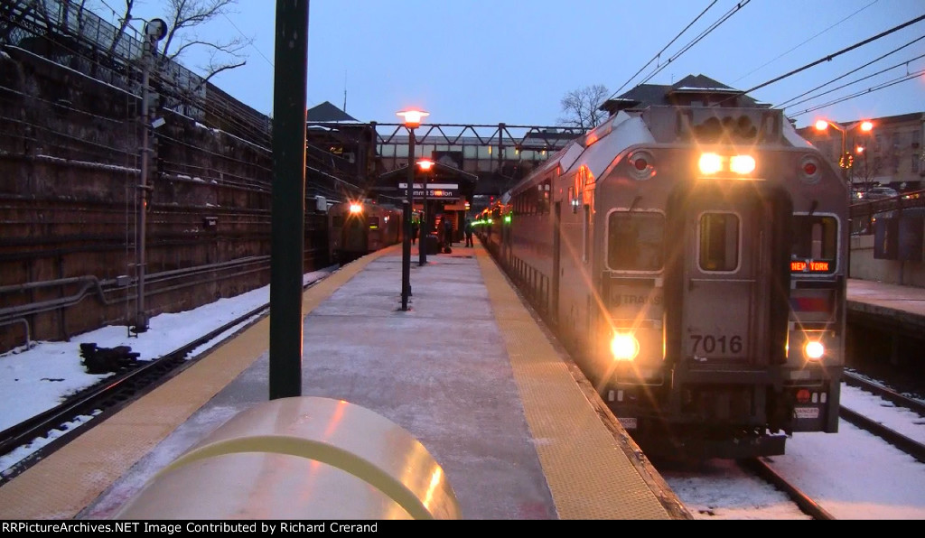 Cab Cars 6700 and 7016